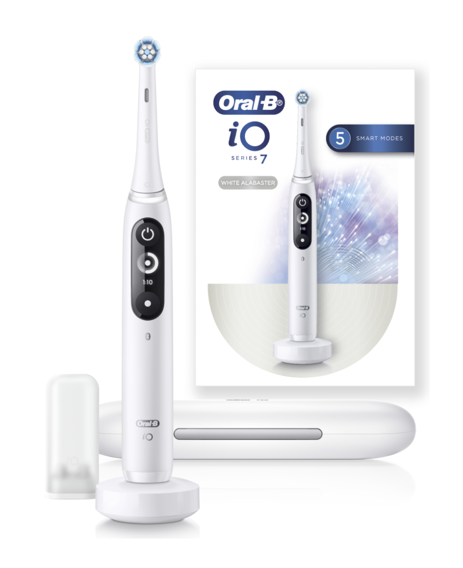 Oral-B | iO7 Electric Toothbrush - White | Shaver Shop